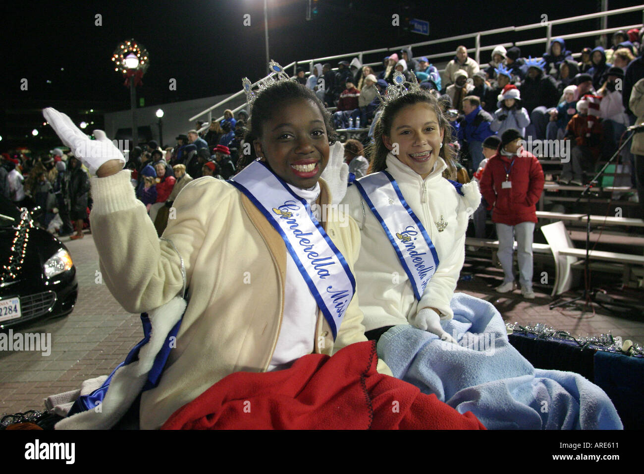 Walking parade hi-res stock photography and images - Alamy