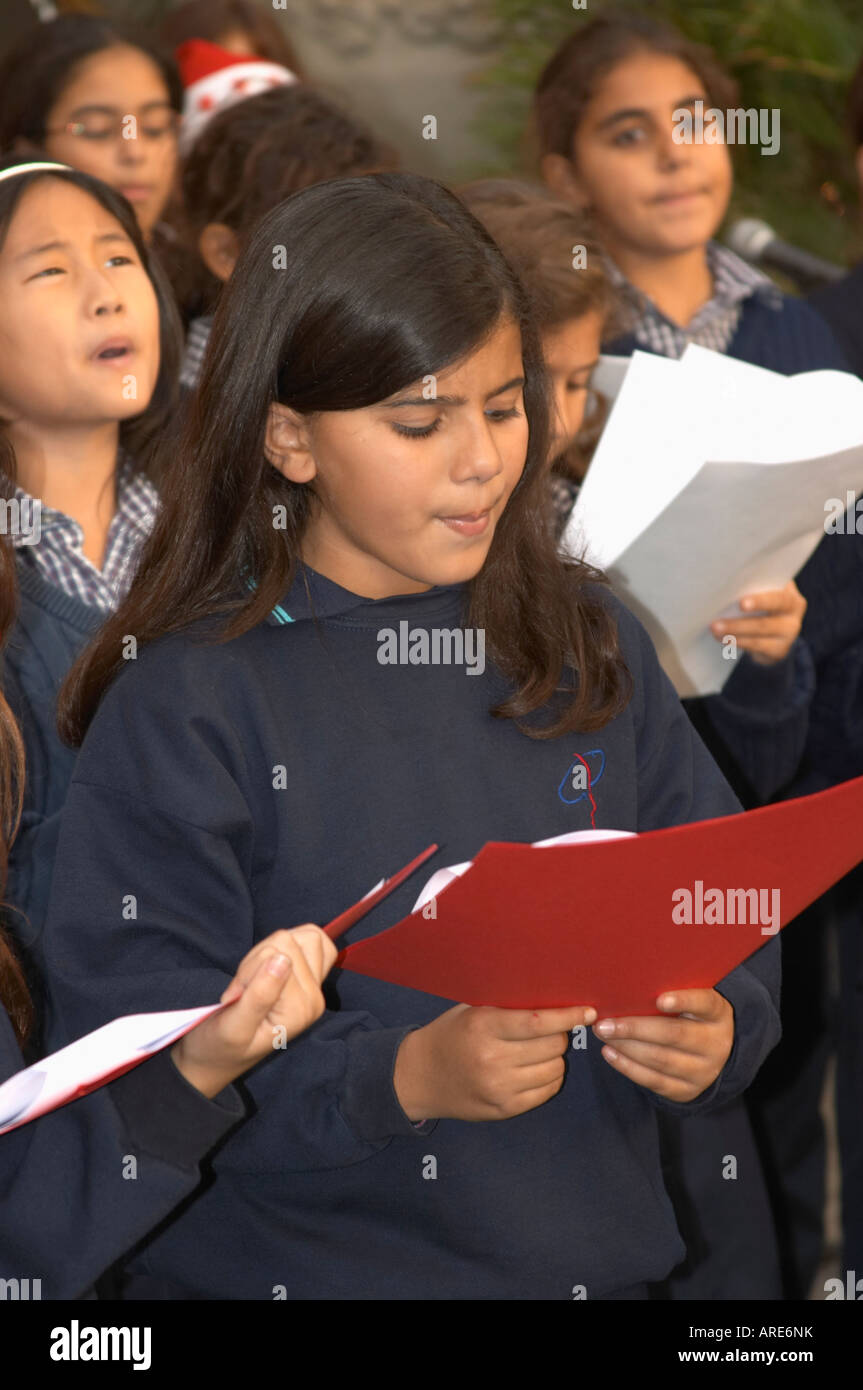 Girls in choir hi-res stock photography and images - Alamy