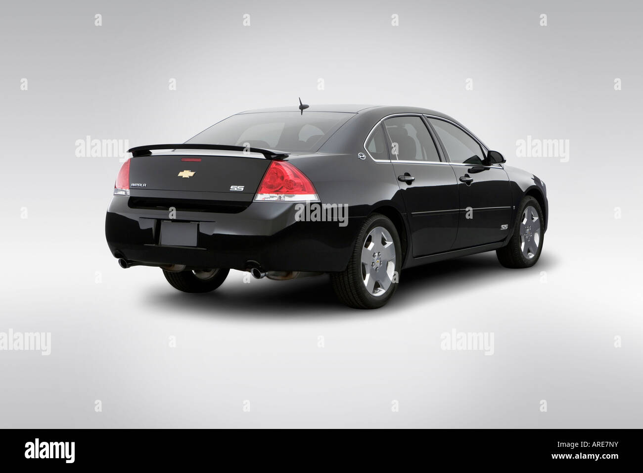 2006 Chevrolet Impala SS in Black - Rear angle view Stock Photo - Alamy