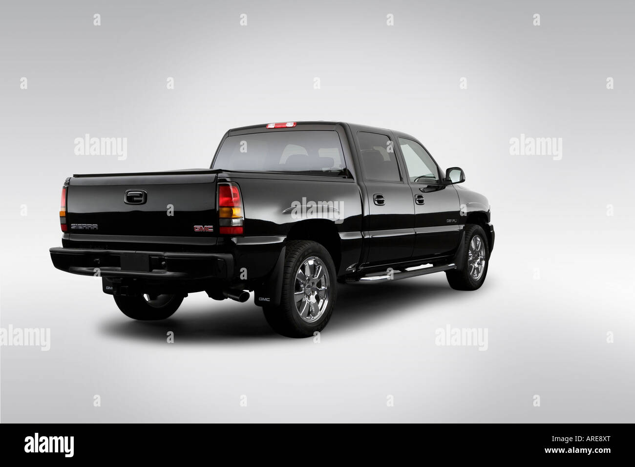 Gmc Sierra Denali Stock Photos & Gmc Sierra Denali Stock Images - Alamy