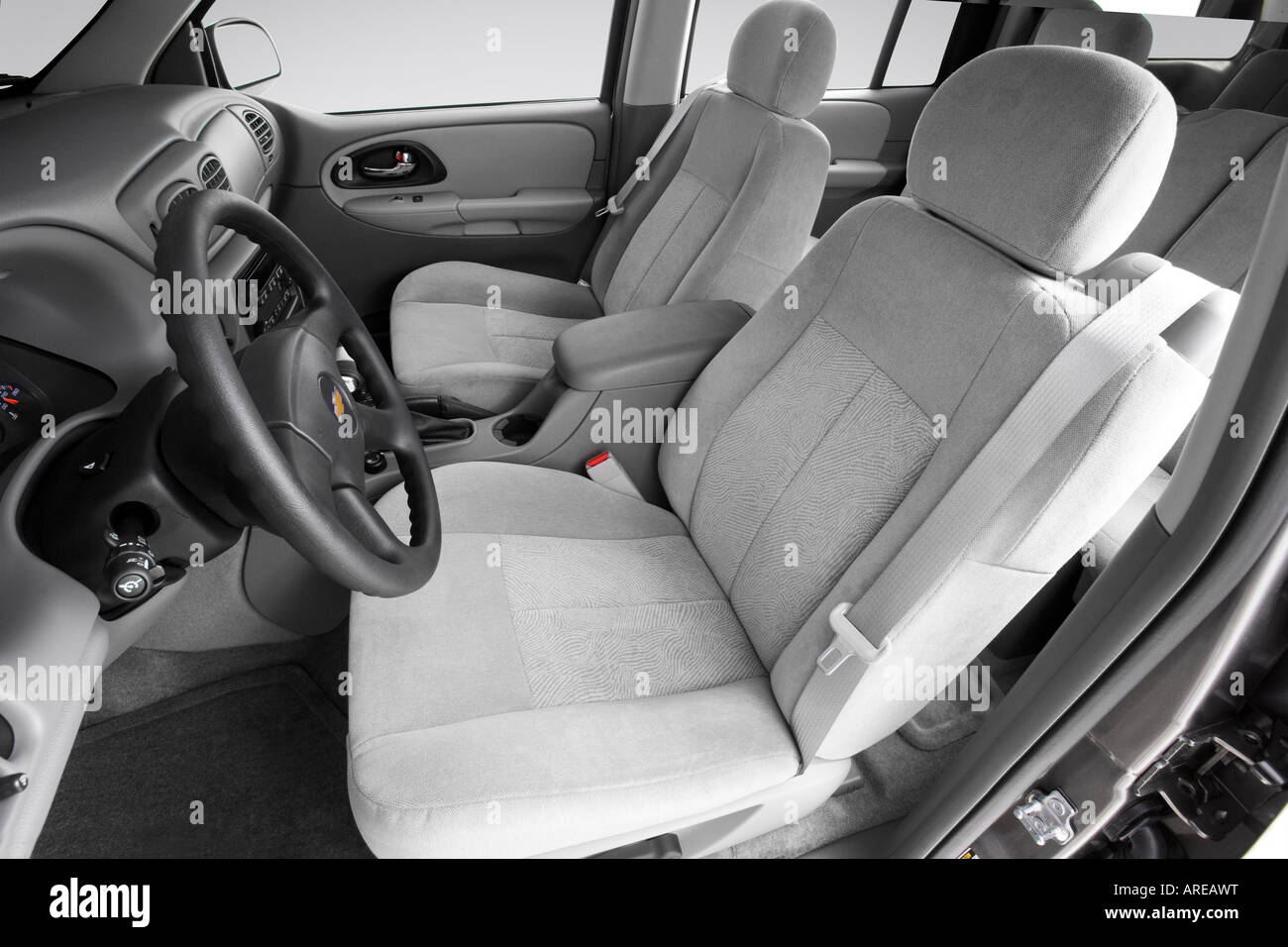 2006 chevrolet trailblazer ls 4 door suv hi-res stock photography and ...