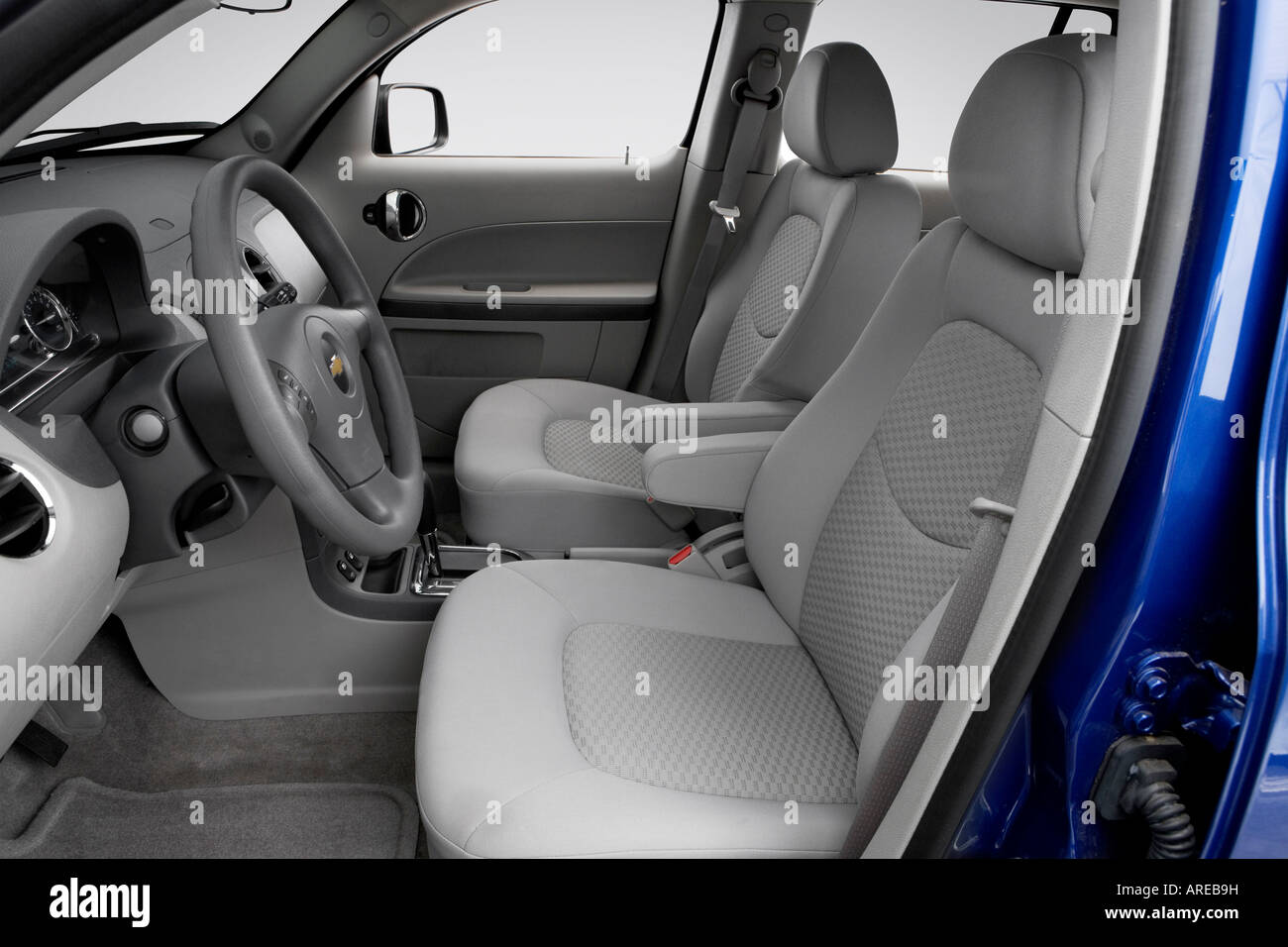 2006 Chevrolet HHR LS in Blue - Front seats Stock Photo - Alamy