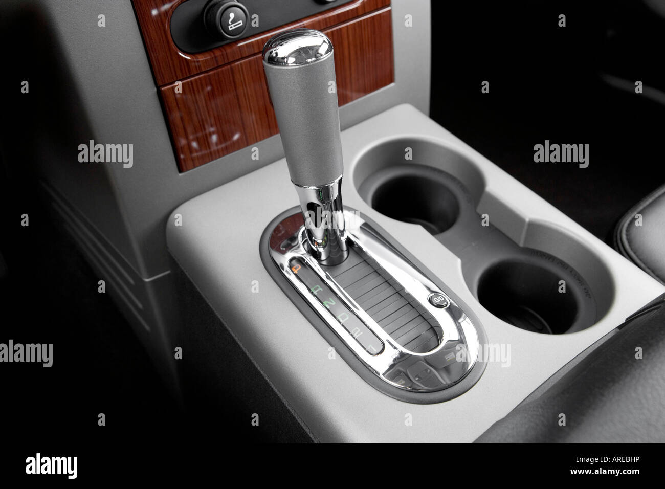 2006 Ford F-150 Lariat in Black - Gear shifter/center console Stock ...