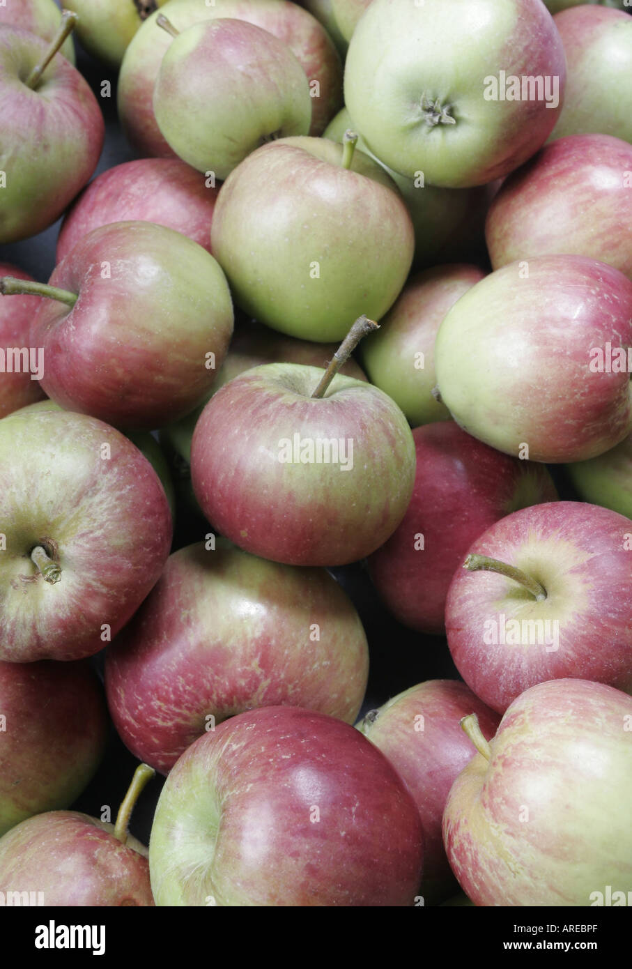 Apples from market hi-res stock photography and images - Alamy