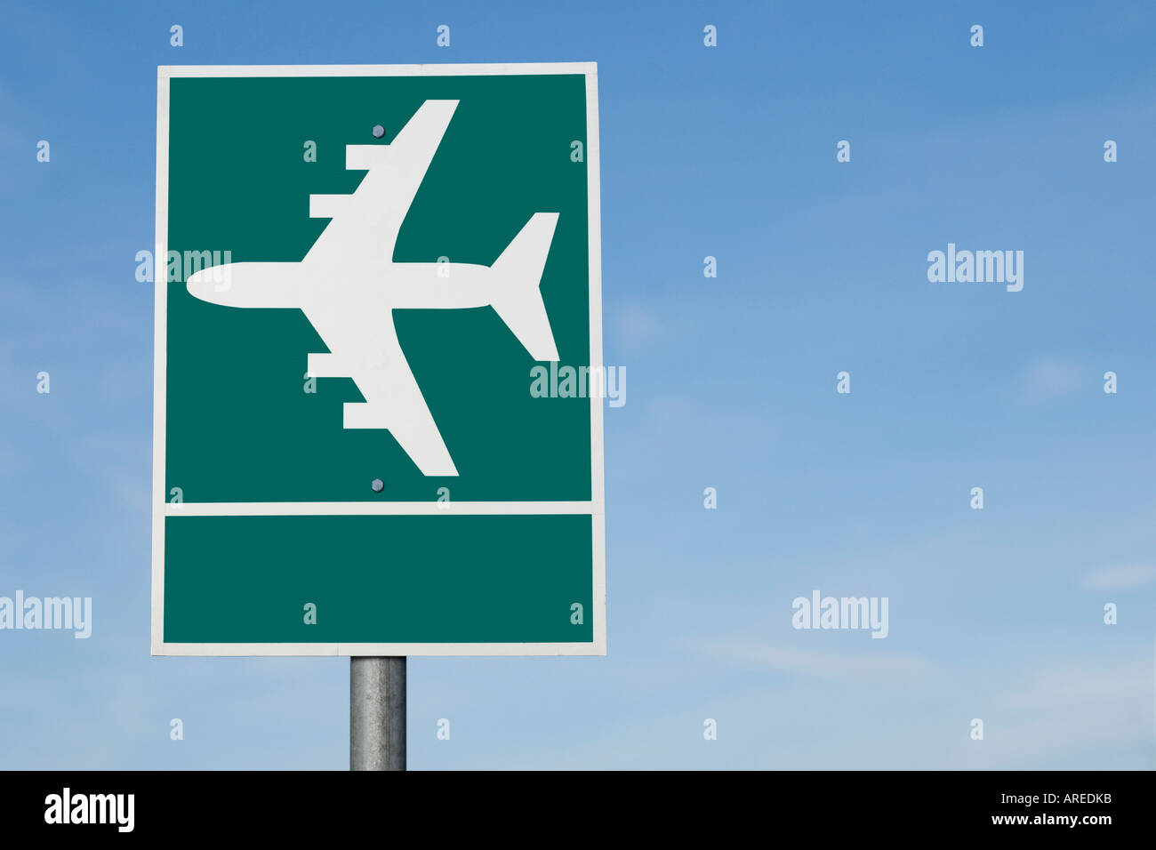Airline cargo signage hi-res stock photography and images - Alamy