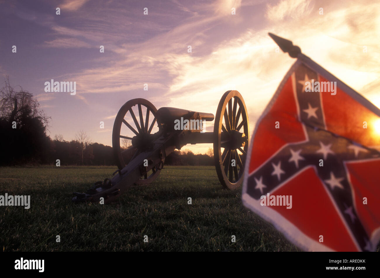 Civil war field gun hi-res stock photography and images - Alamy