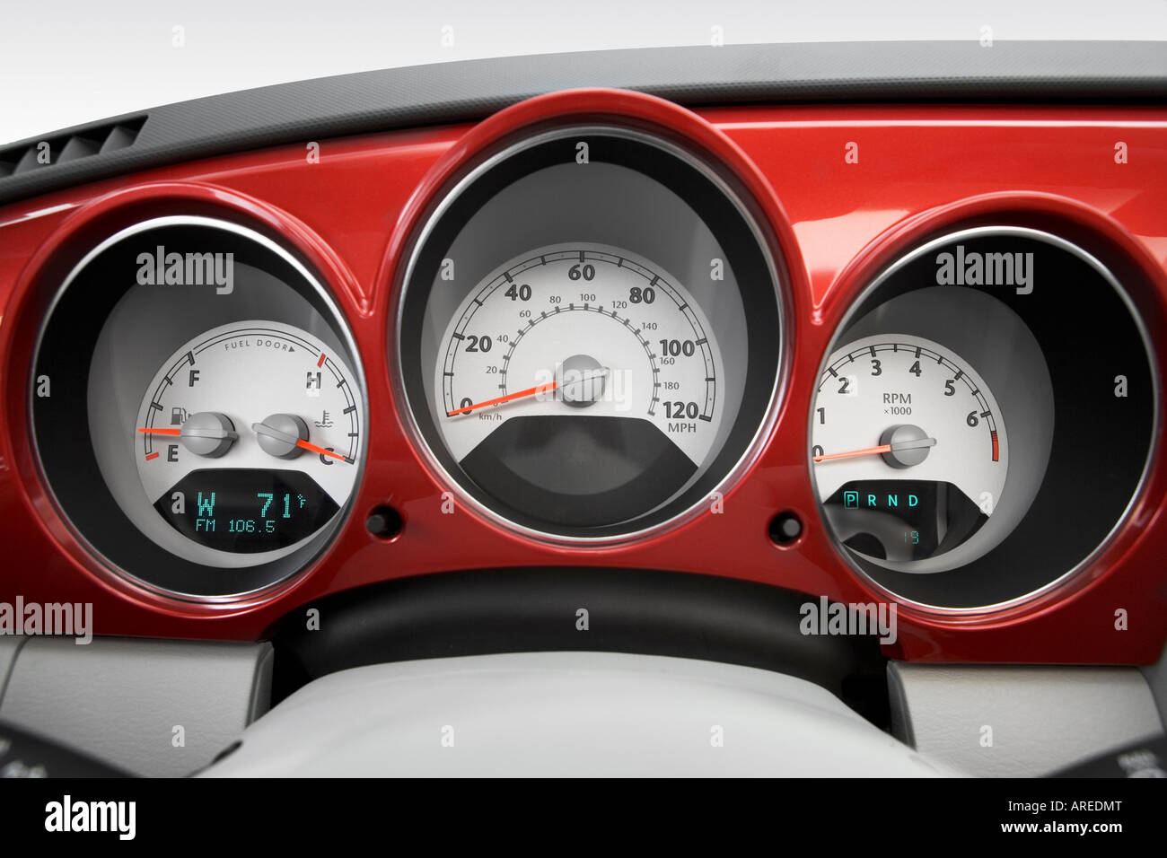 Car chrysler pt cruiser convertible hi-res stock photography and images ...