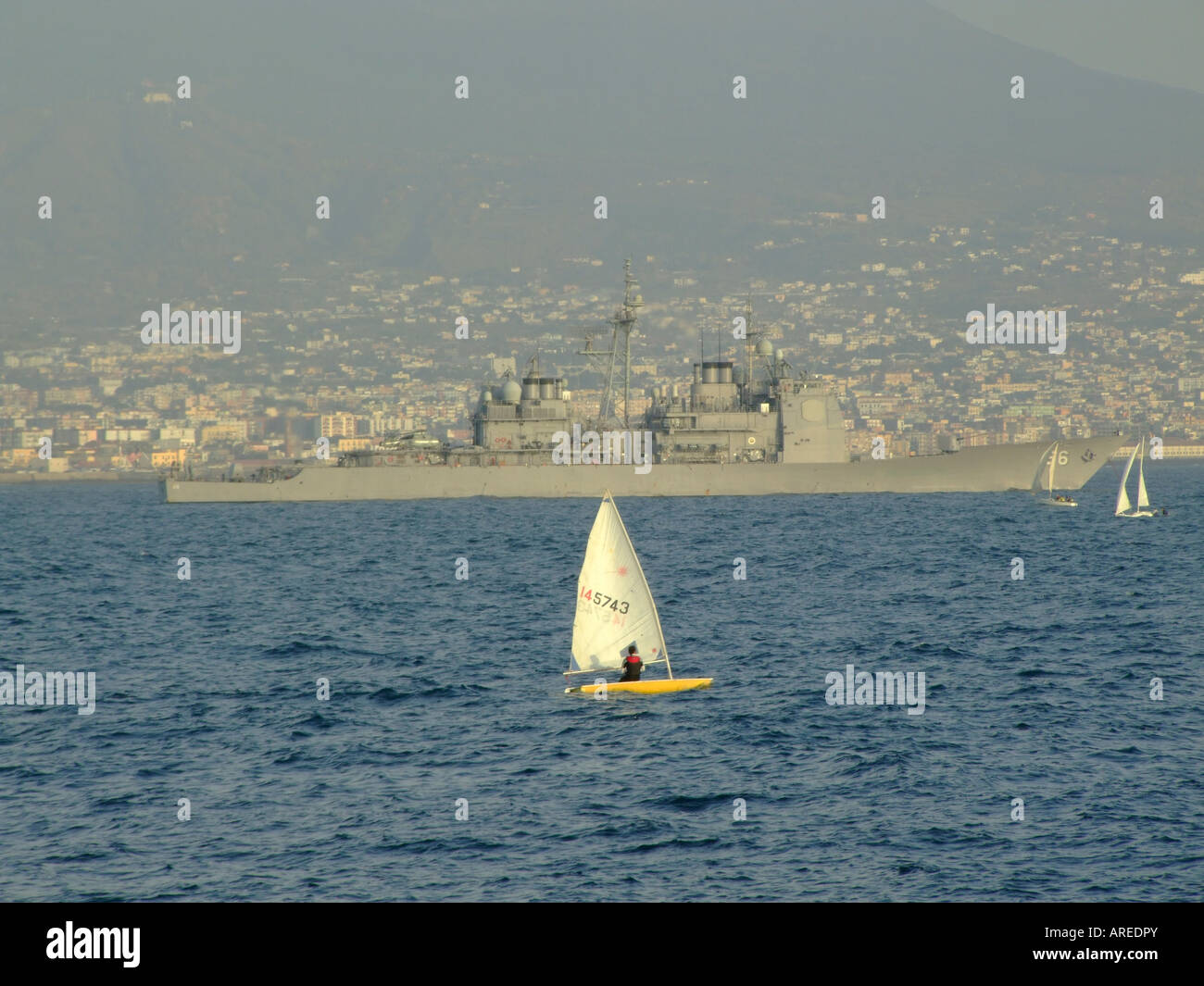 Sailing ship in the bay of naples hi-res stock photography and images ...