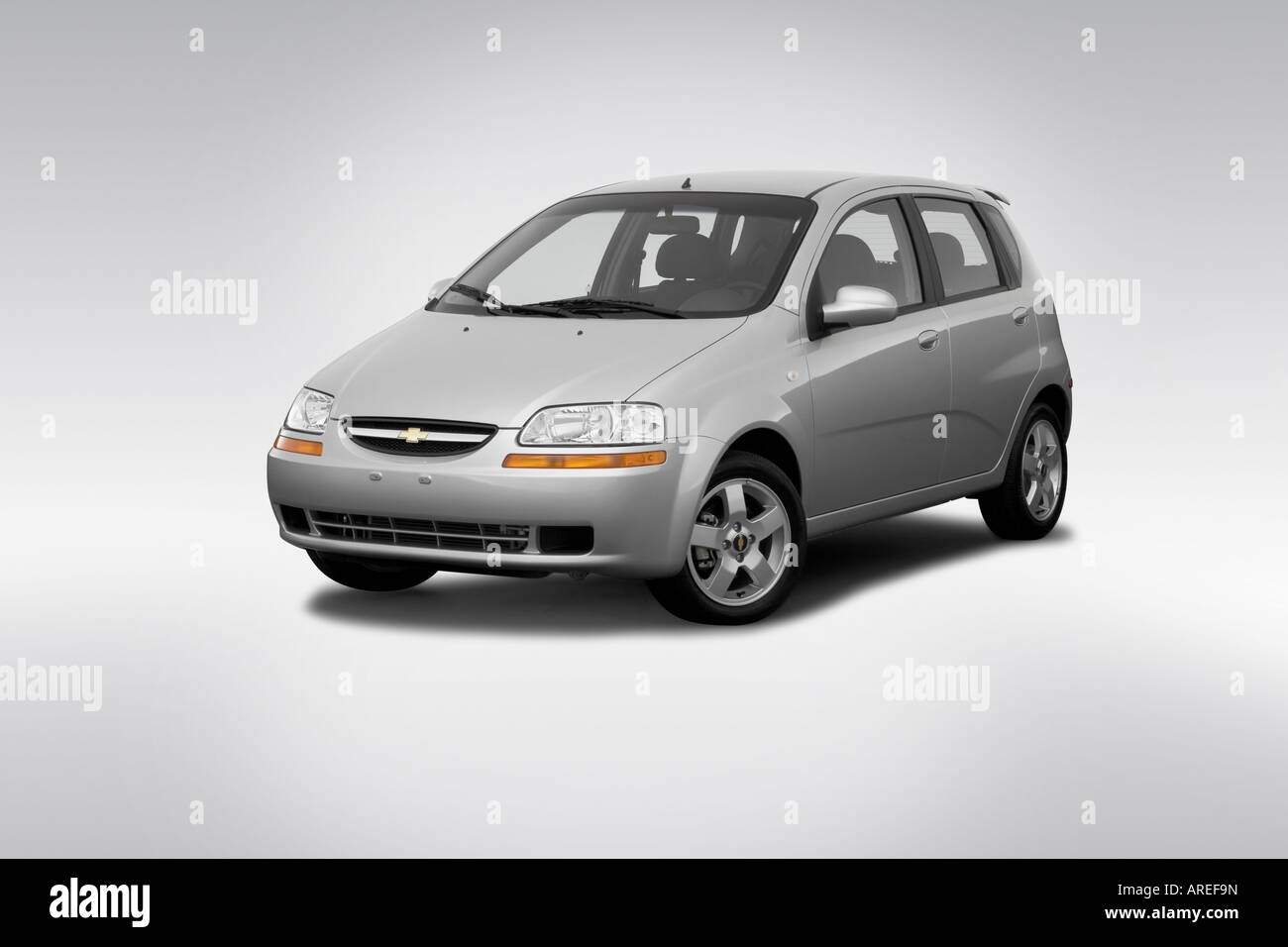 2006 Chevrolet Aveo LT in Silver - Front angle view Stock Photo - Alamy