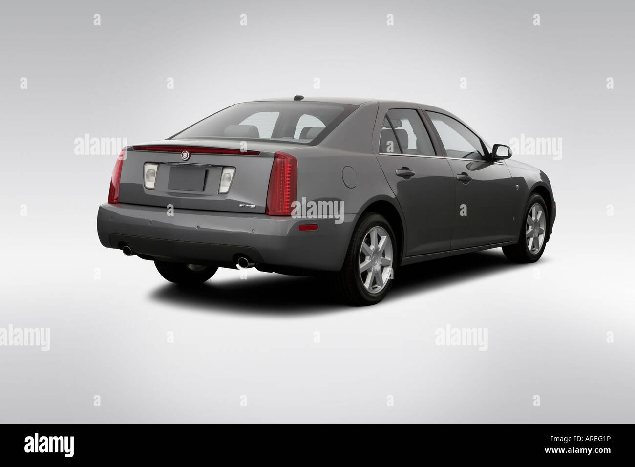 Gm v6 hi-res stock photography and images - Alamy