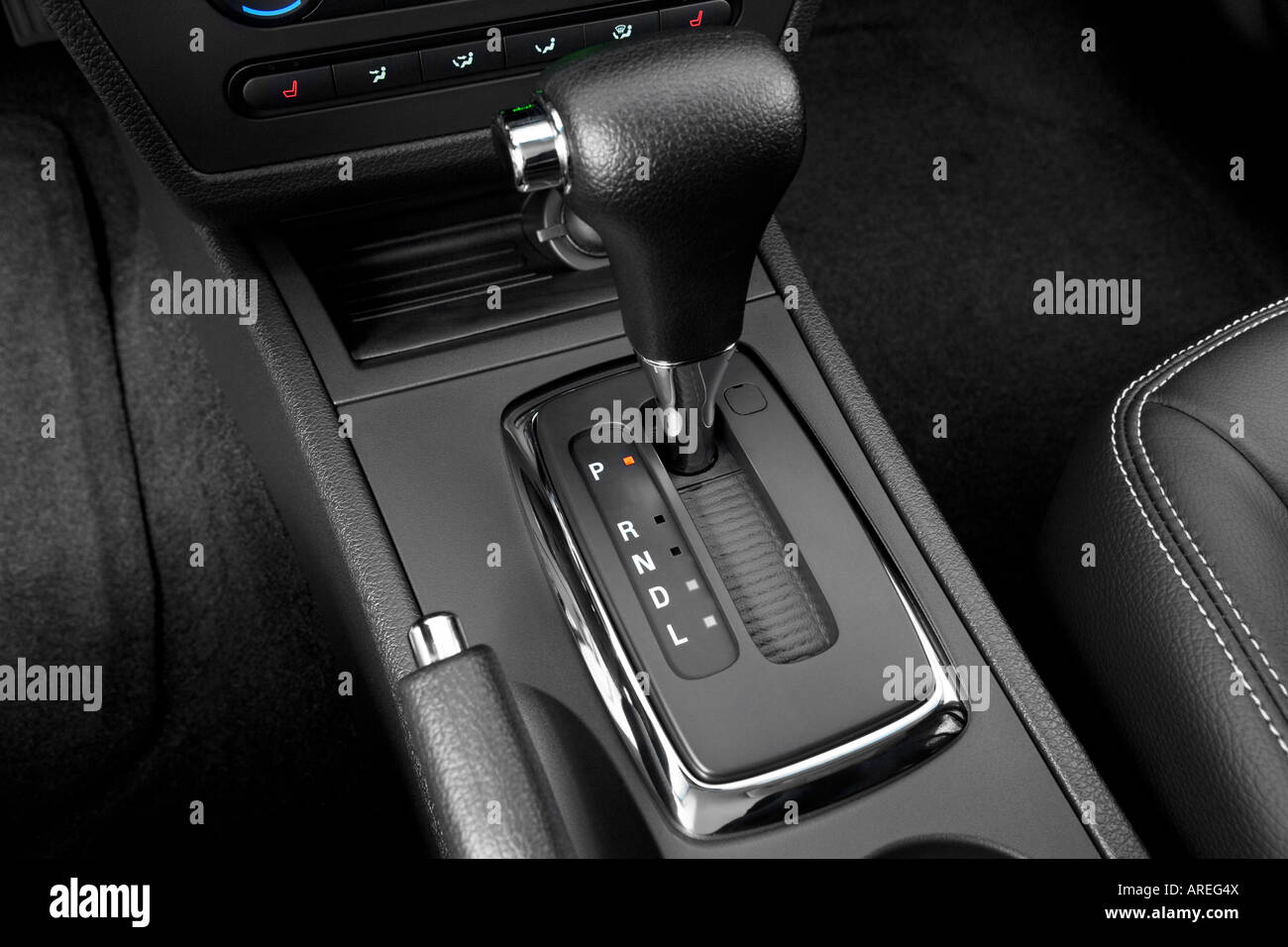 2006 ford fusion sel in hi-res stock photography and images - Alamy