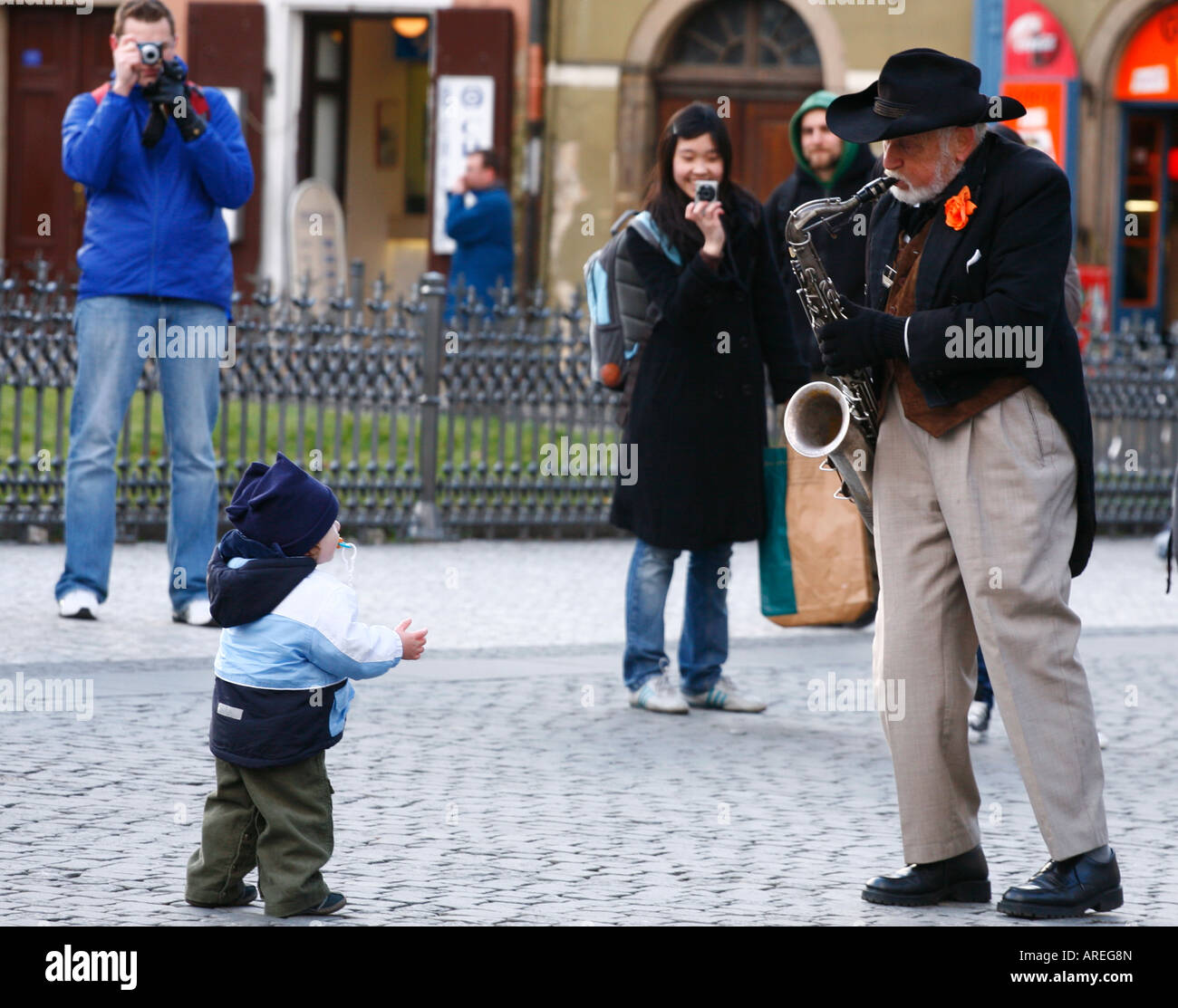 Sax child hi-res stock photography and images - Alamy