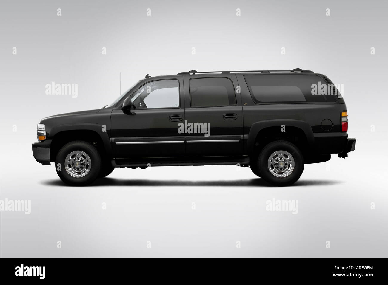 2006 Chevrolet Suburban 2500 LT in Gray - Drivers Side Profile Stock ...