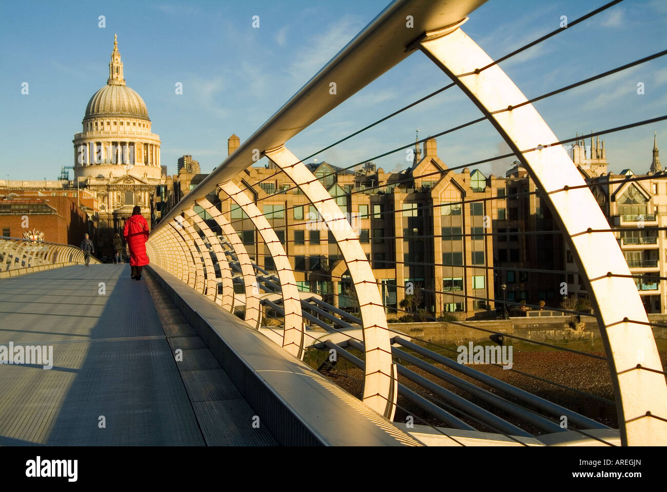 Architectural close up st pauls cathedral hi-res stock photography and ...
