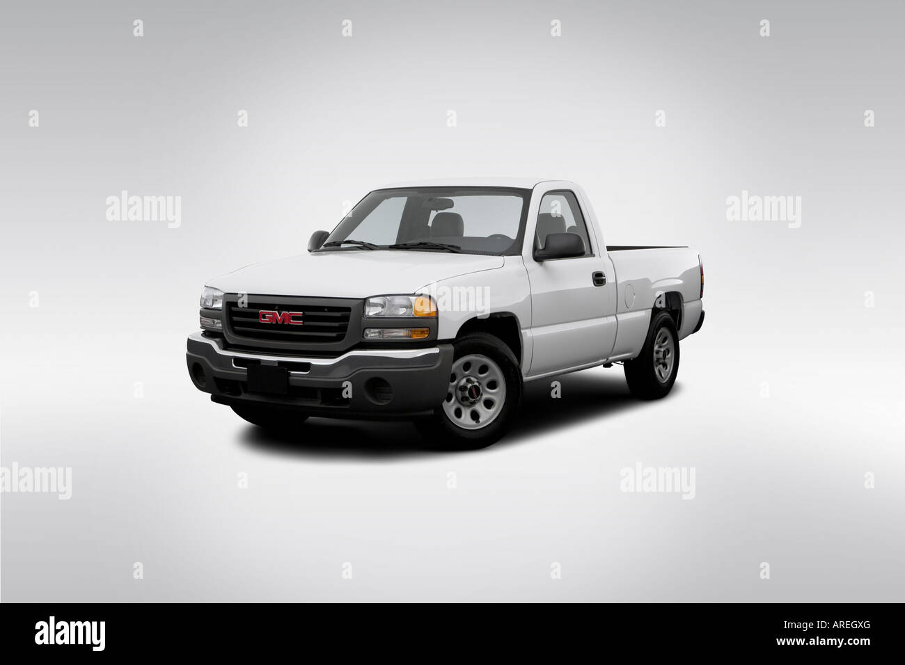 2006 GMC Sierra 1500 WT in White - Front angle view Stock Photo - Alamy