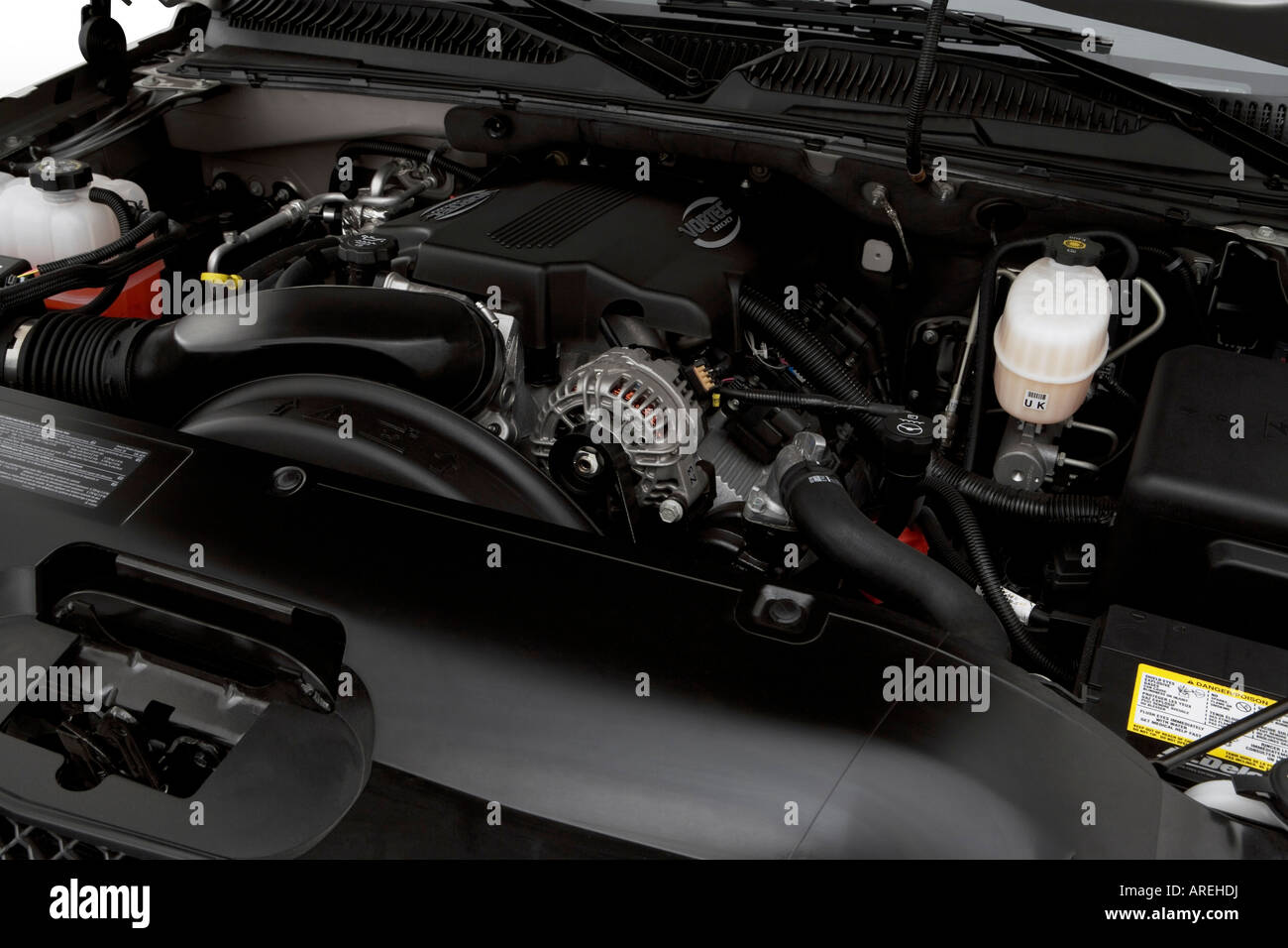 2006 Chevrolet Avalanche 2500 LT in Silver - Engine Stock Photo - Alamy