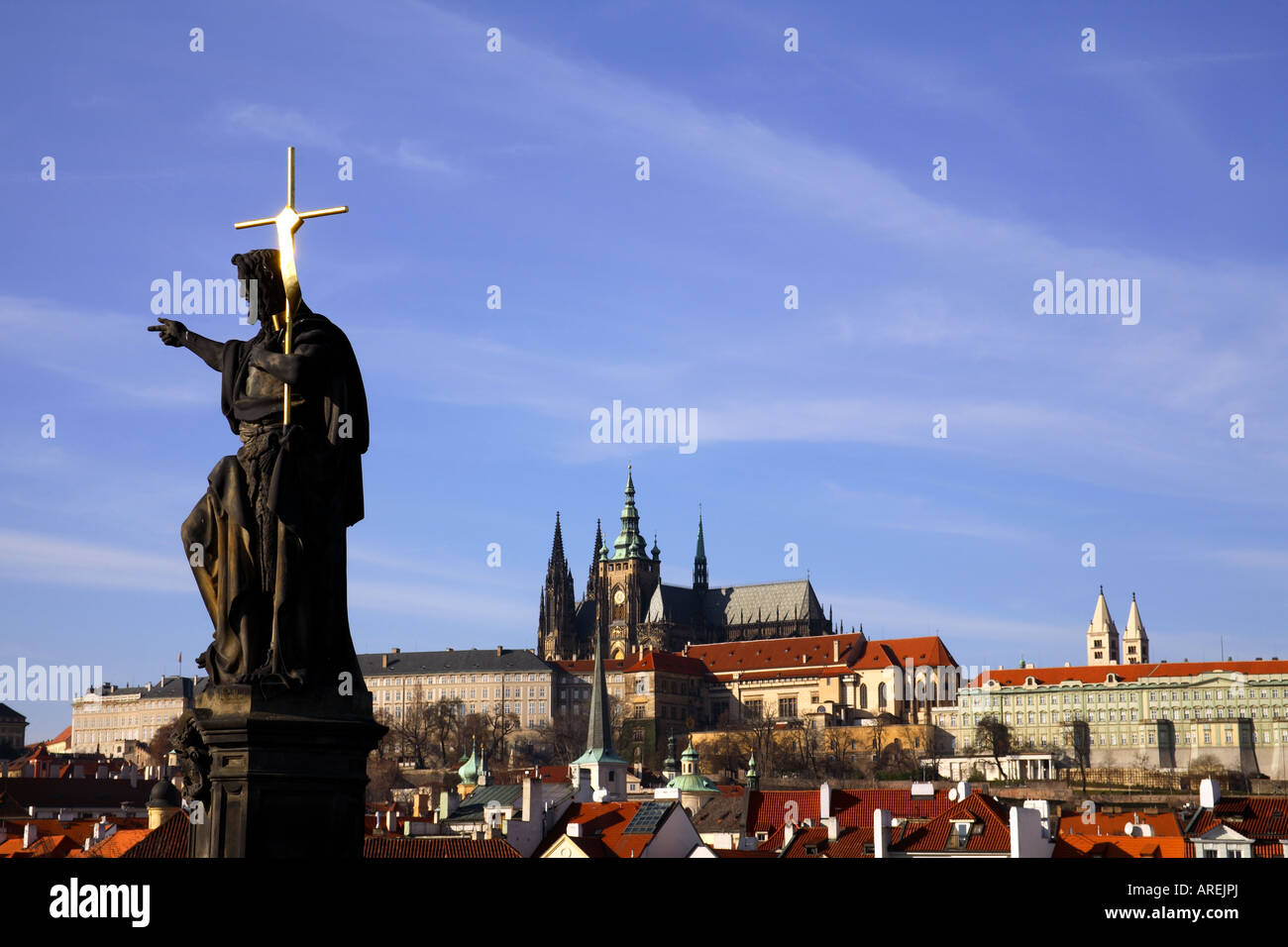 Prague castle and statue hi-res stock photography and images - Alamy
