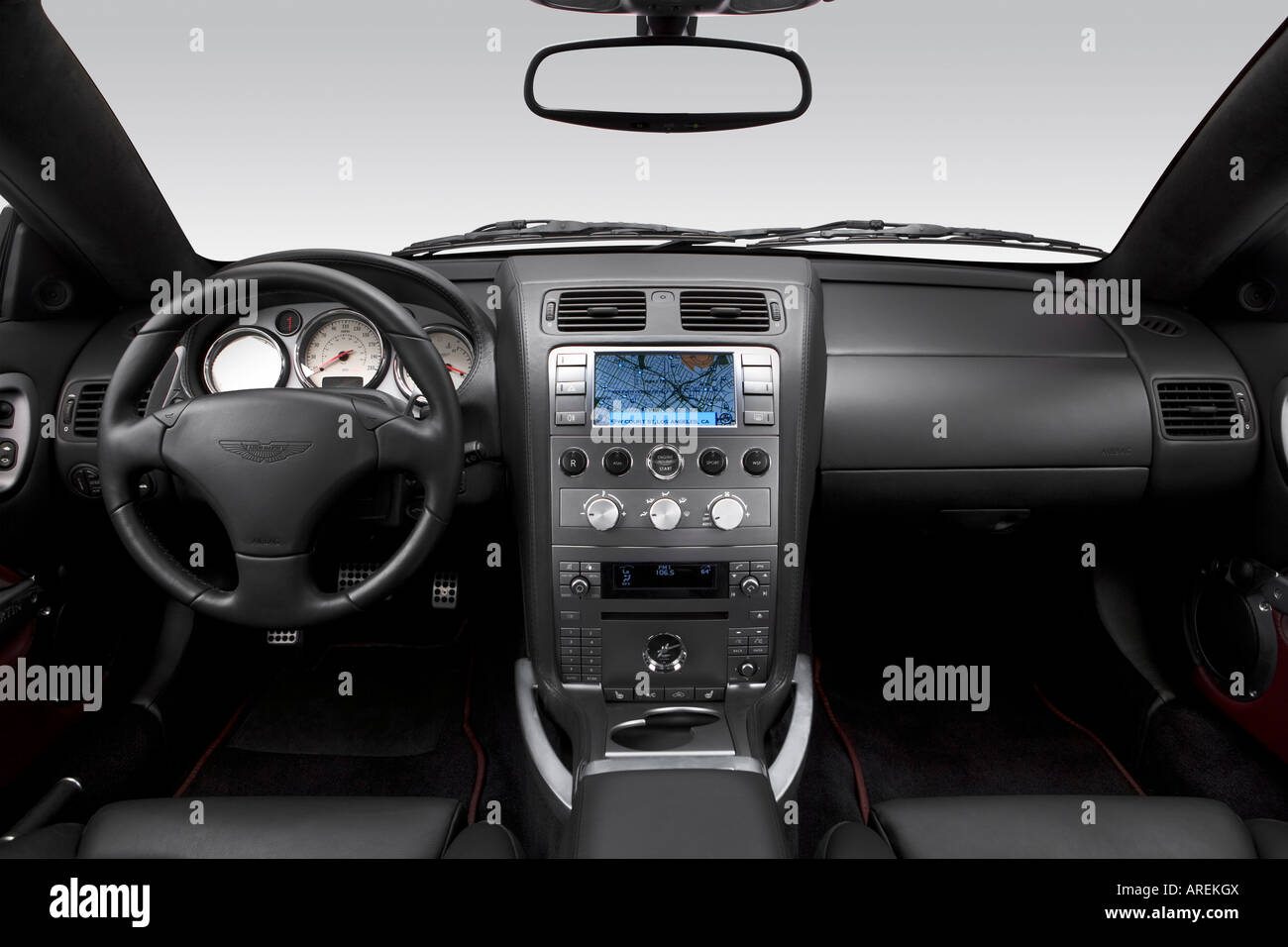 2006 Aston Martin V12 Vanquish S in Silver - Dashboard, center console ...