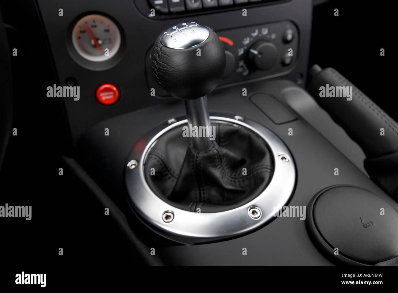 2006 Dodge Viper SRT-10 Coupe in Blue - Gear shifter/center console ...