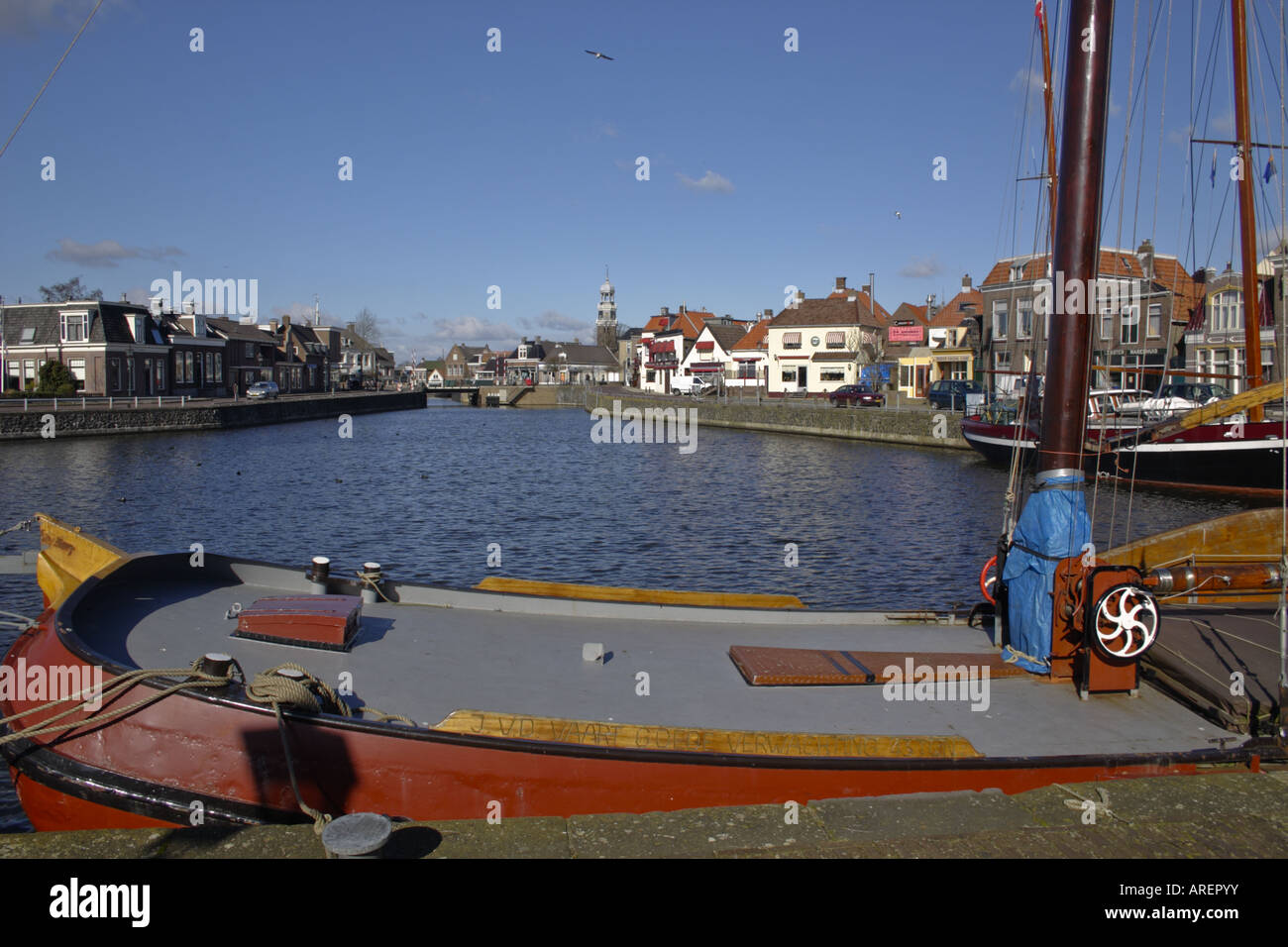 Traditional boat in the historical dutch town of Lemmer Stock Photo - Alamy