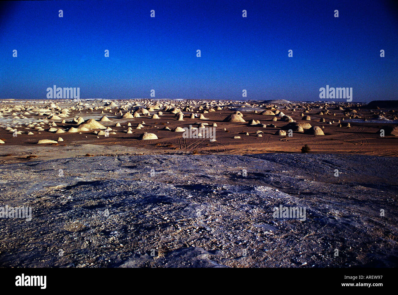 Limestone formations, Western Egyptian Desert, Egypt Stock Photo - Alamy