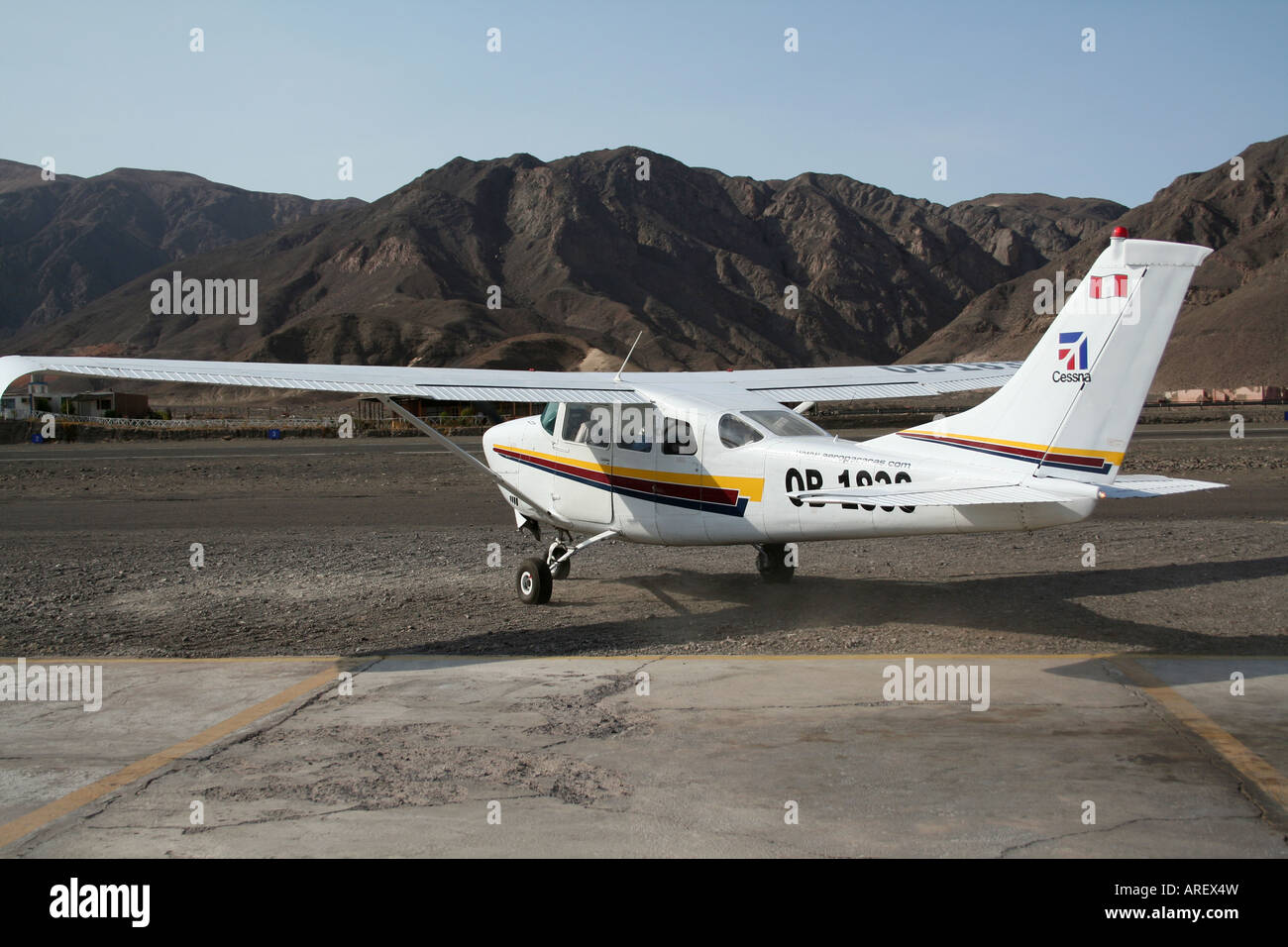Cessna light aircraft taxiing for take off Nazca Peru Stock Photo - Alamy