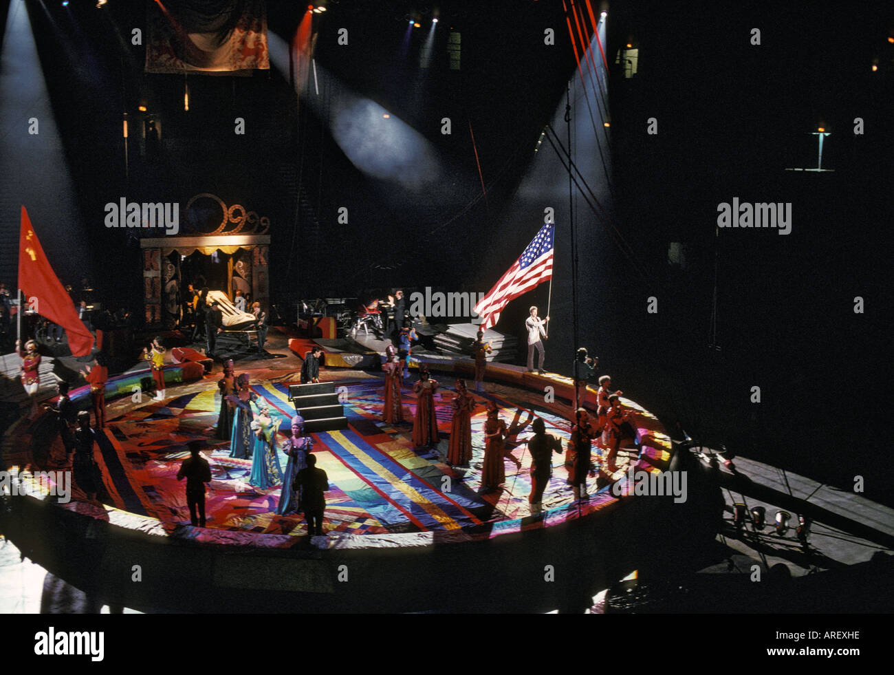 Circus grand finale parade hi-res stock photography and images - Alamy