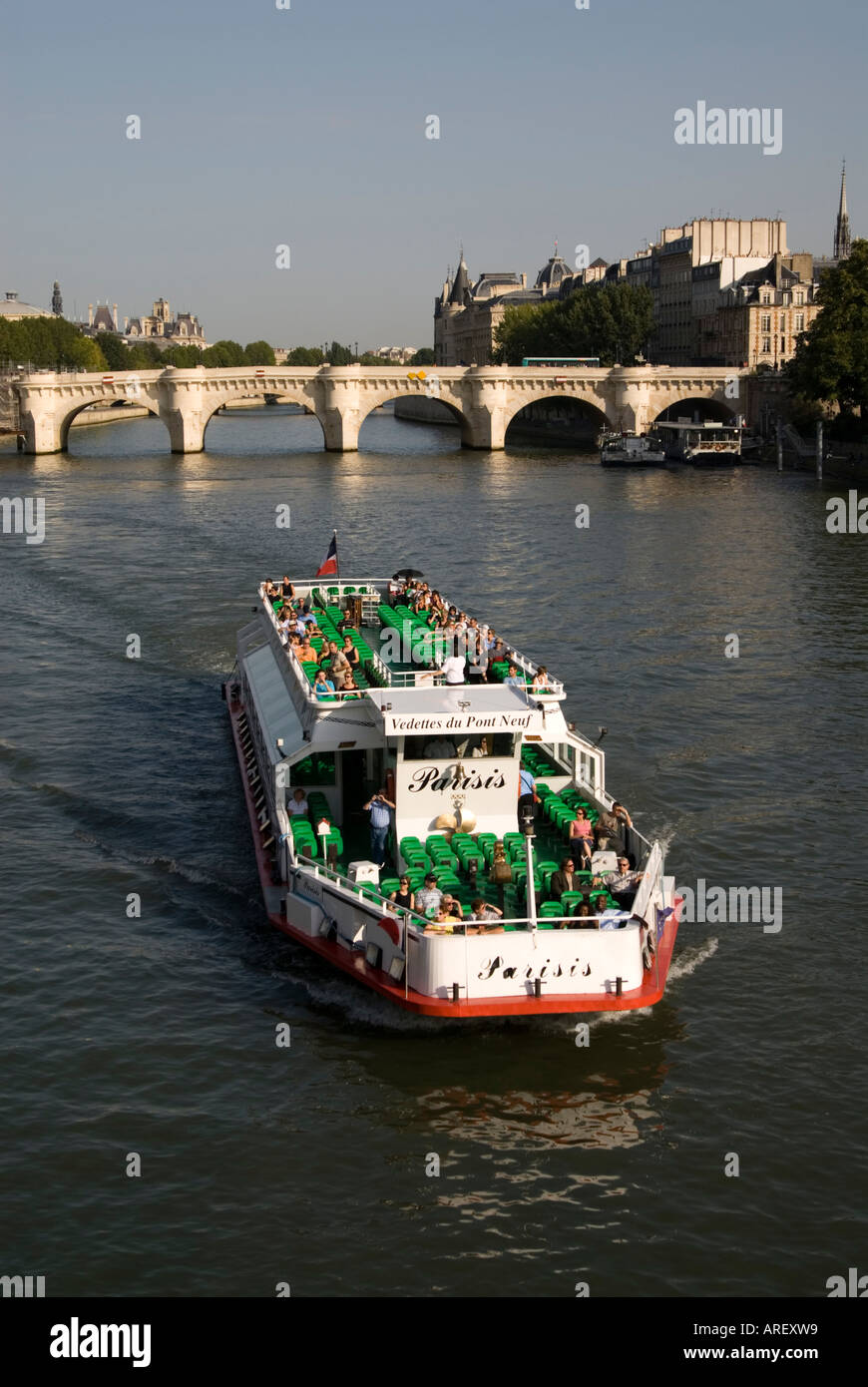 Seine river boat ride paris hi-res stock photography and images - Alamy