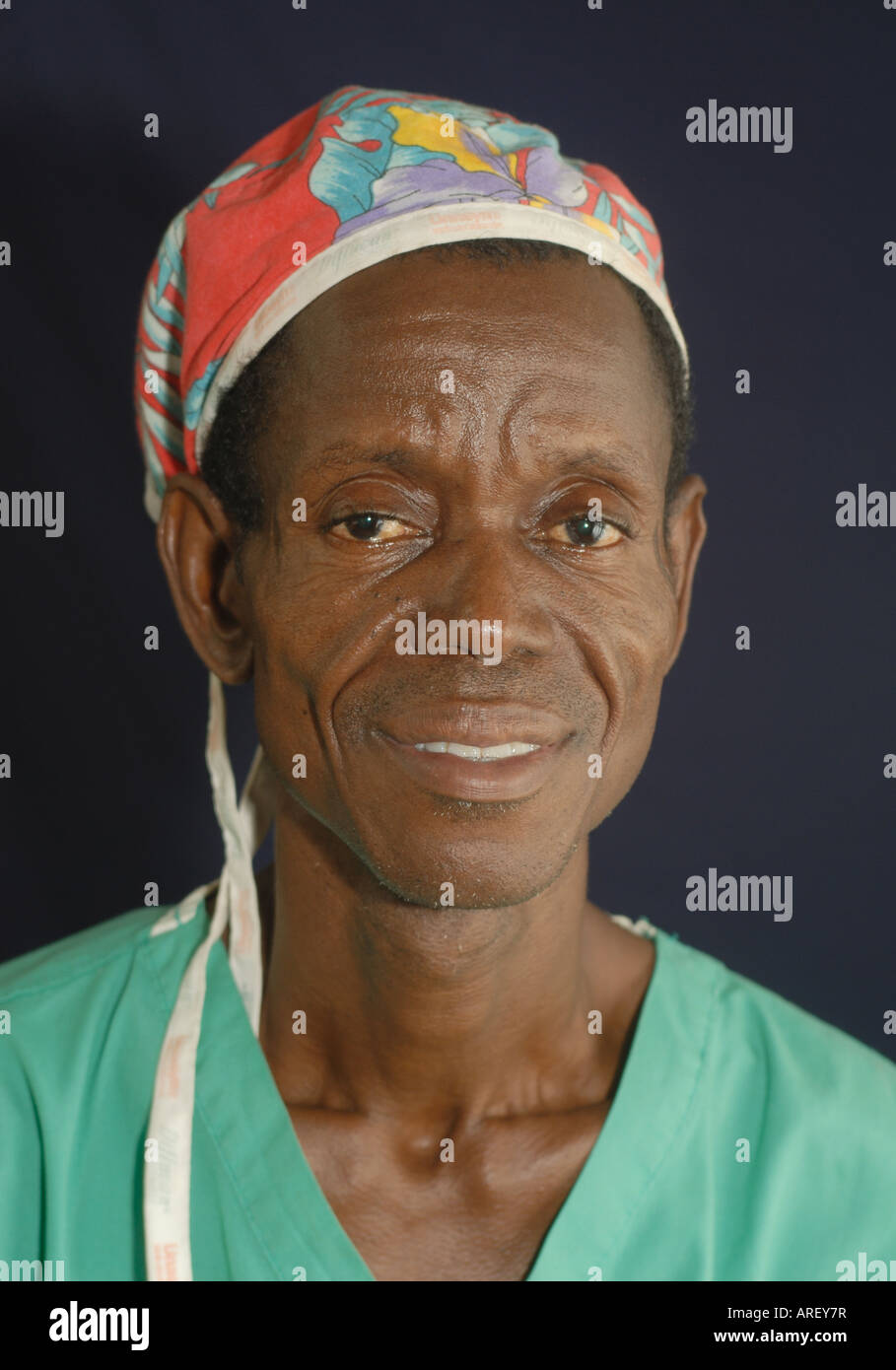 Nigerian health worker hi-res stock photography and images - Alamy