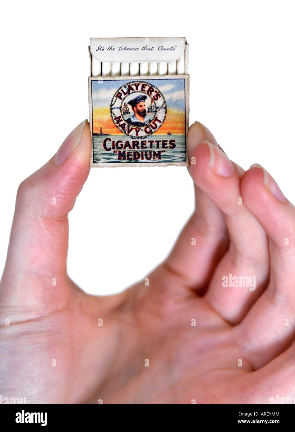 Children smoking cigarettes hi-res stock photography and images - Alamy