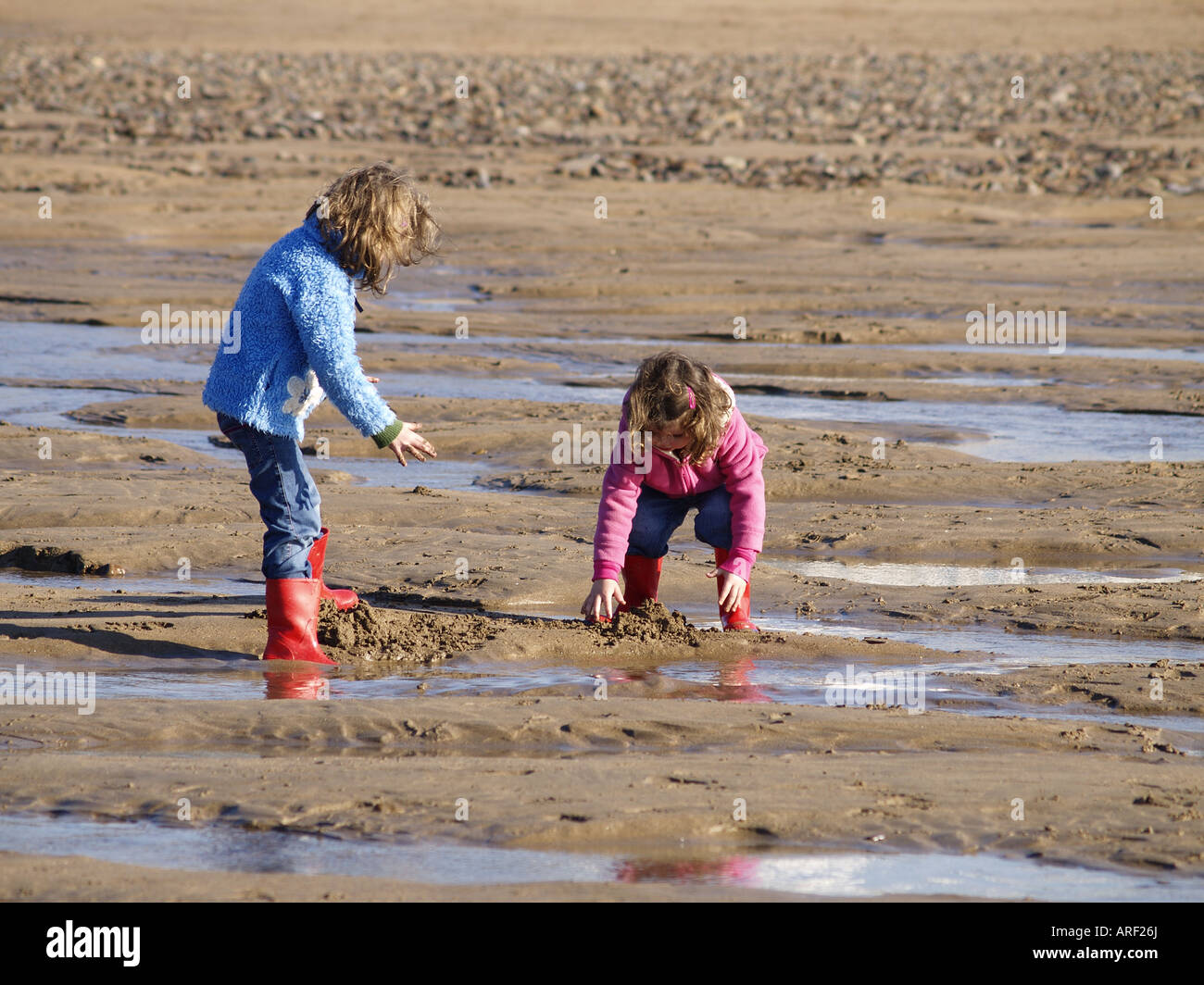 Kids wearing wellies hi-res stock photography and images - Alamy