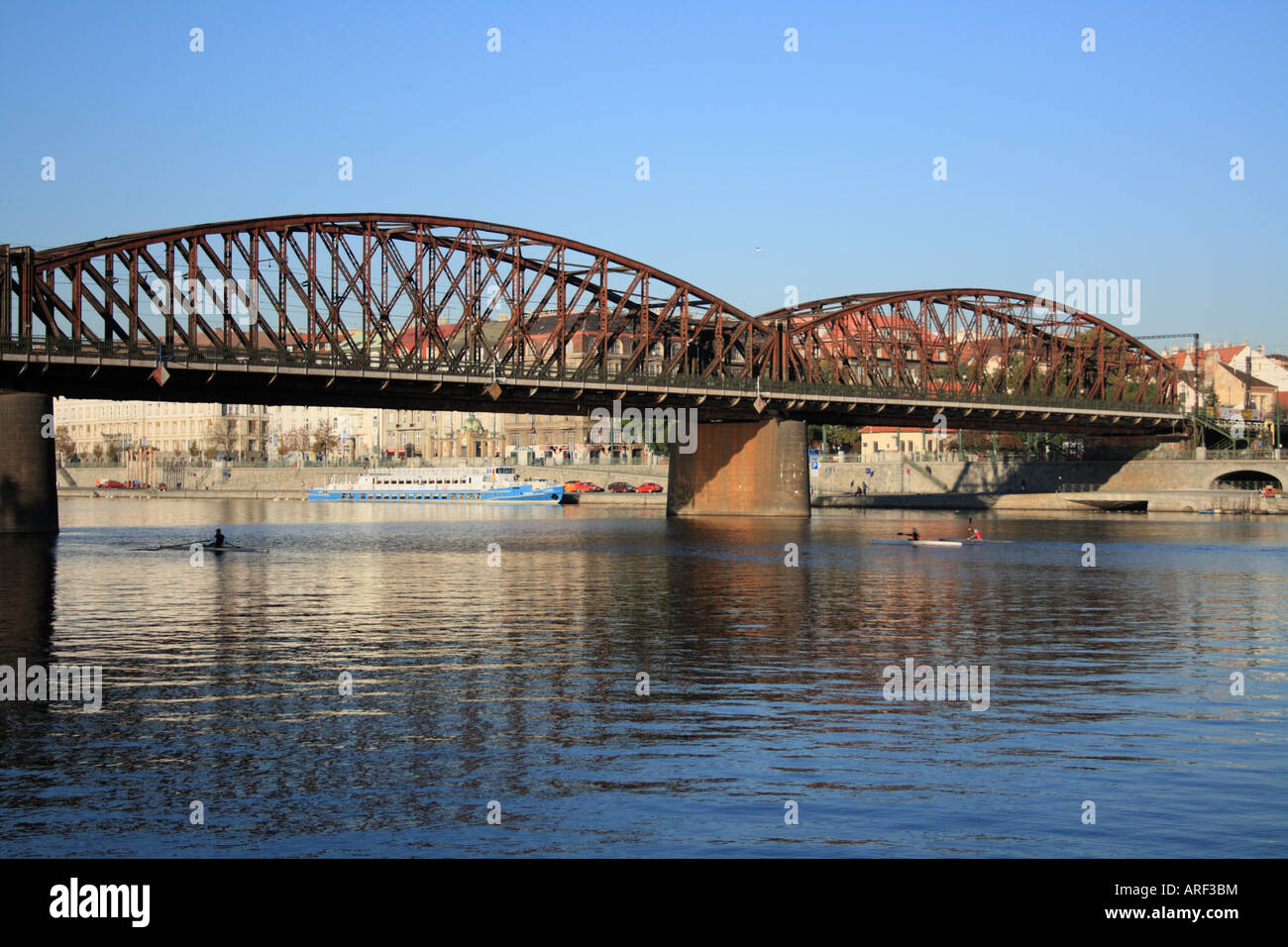 Smichov Rail Bridge crosses over the Vltava in Prague Stock Photo - Alamy