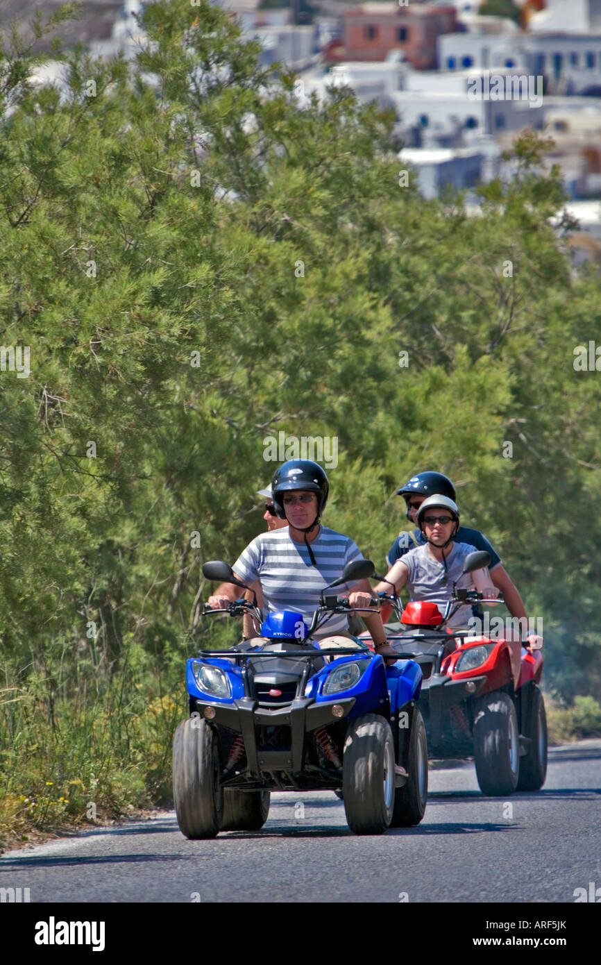 Two 2 quad bikes hi-res stock photography and images - Alamy
