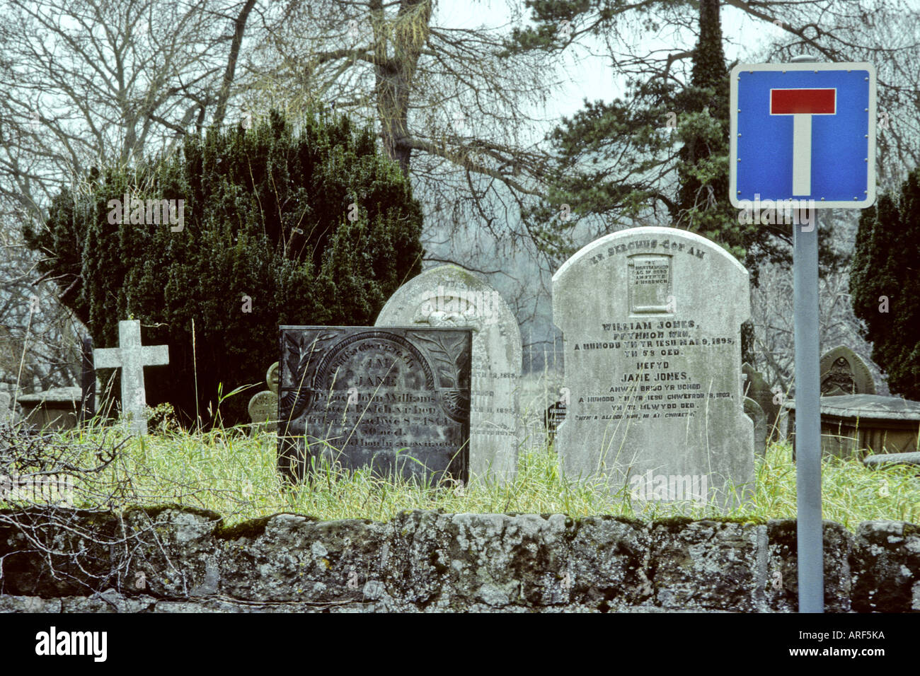 Dead End Cemetery, North Wales, UK Stock Photo - Alamy