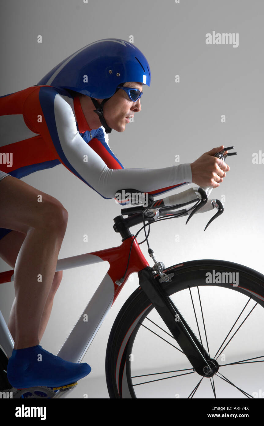 Cycling time trial helmet hi-res stock photography and images - Alamy