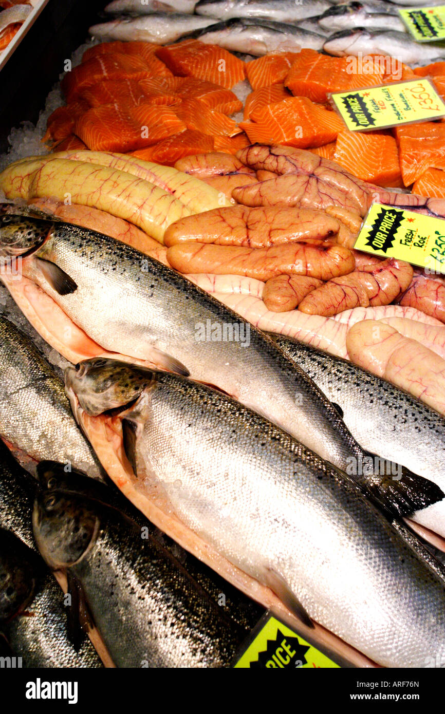 UK Birmingham fish merchant at downtown market Stock Photo - Alamy