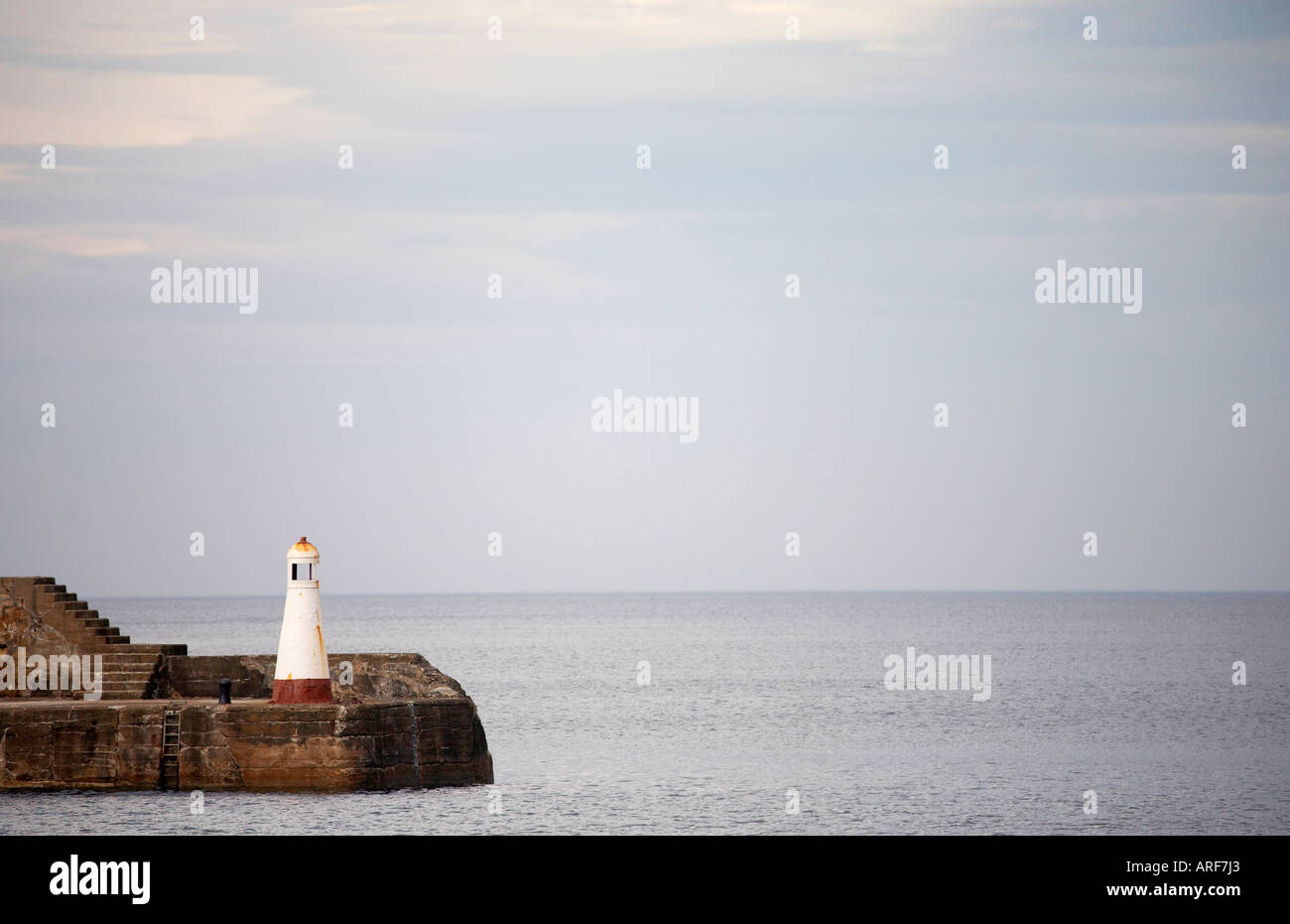 Lighthouse Cullen Harbour Cullen Moray Firth Scotland Stock Photo - Alamy
