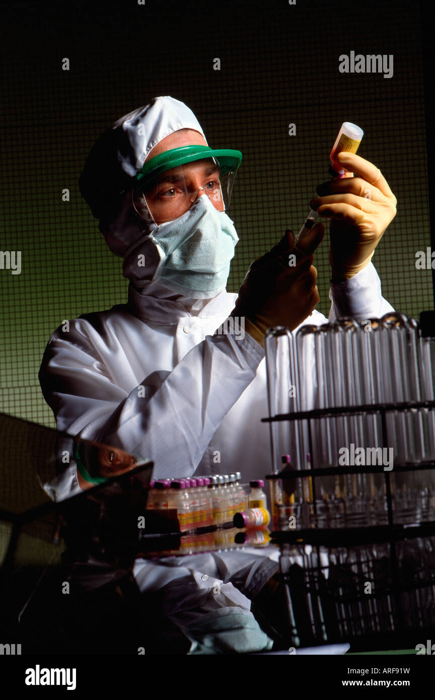 Technician in Pharmaceutical Clean Room Stock Photo - Alamy