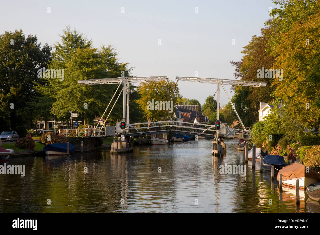 Lifting bridge on the river Vecht at Breukelen Stock Photo - Alamy