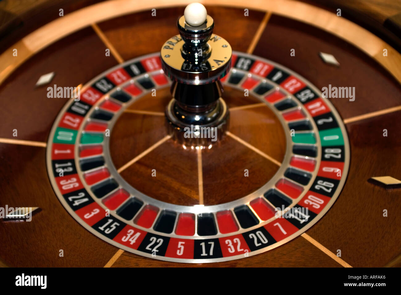 Roulette wheel las vegas nevada hi-res stock photography and images - Alamy