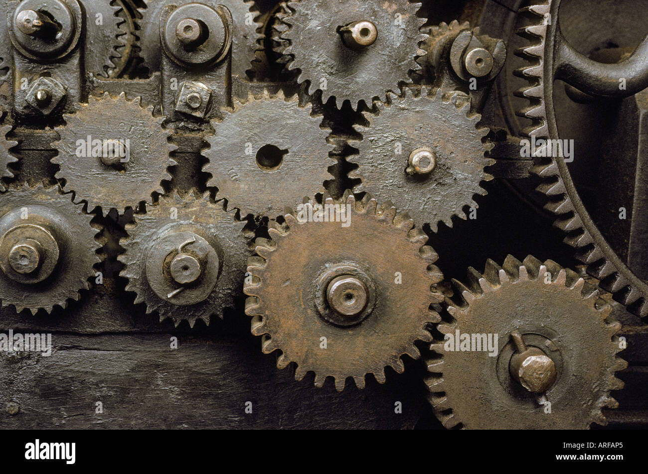 Moveable parts hi-res stock photography and images - Alamy