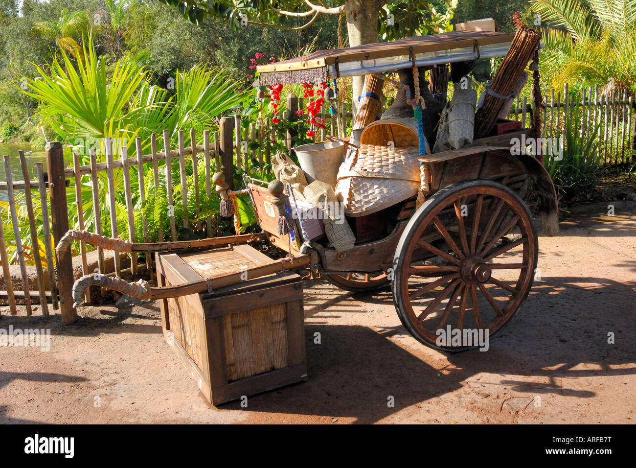 Pulled rickshaw ricksha hi-res stock photography and images - Alamy