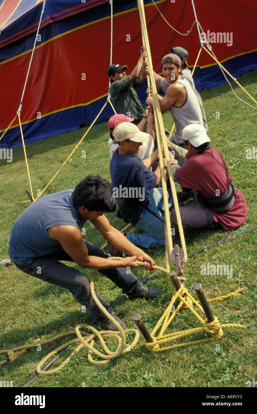 Kelly Miller Circus USA America American roustabouts adjust big top ...