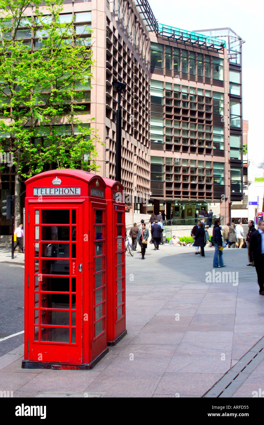Red telephone box in liverpool hi-res stock photography and images - Alamy