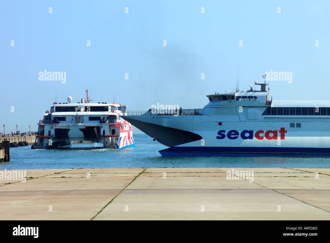 Hovercraft sea transport hi-res stock photography and images - Alamy