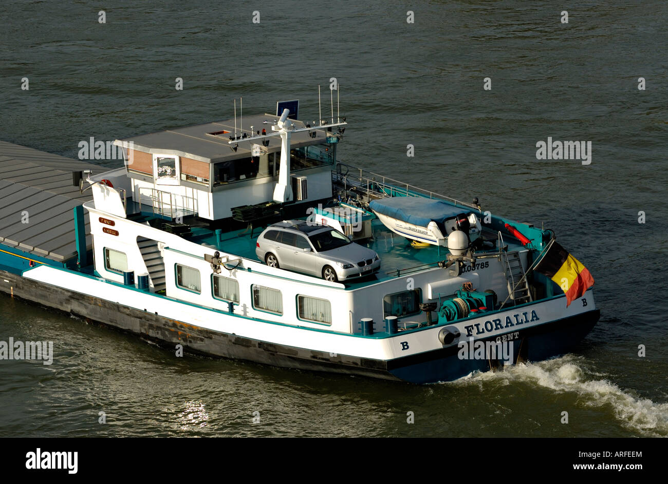 Barge traffic on Rhine River near Düsseldorf, Lower Rhine, Germany ...