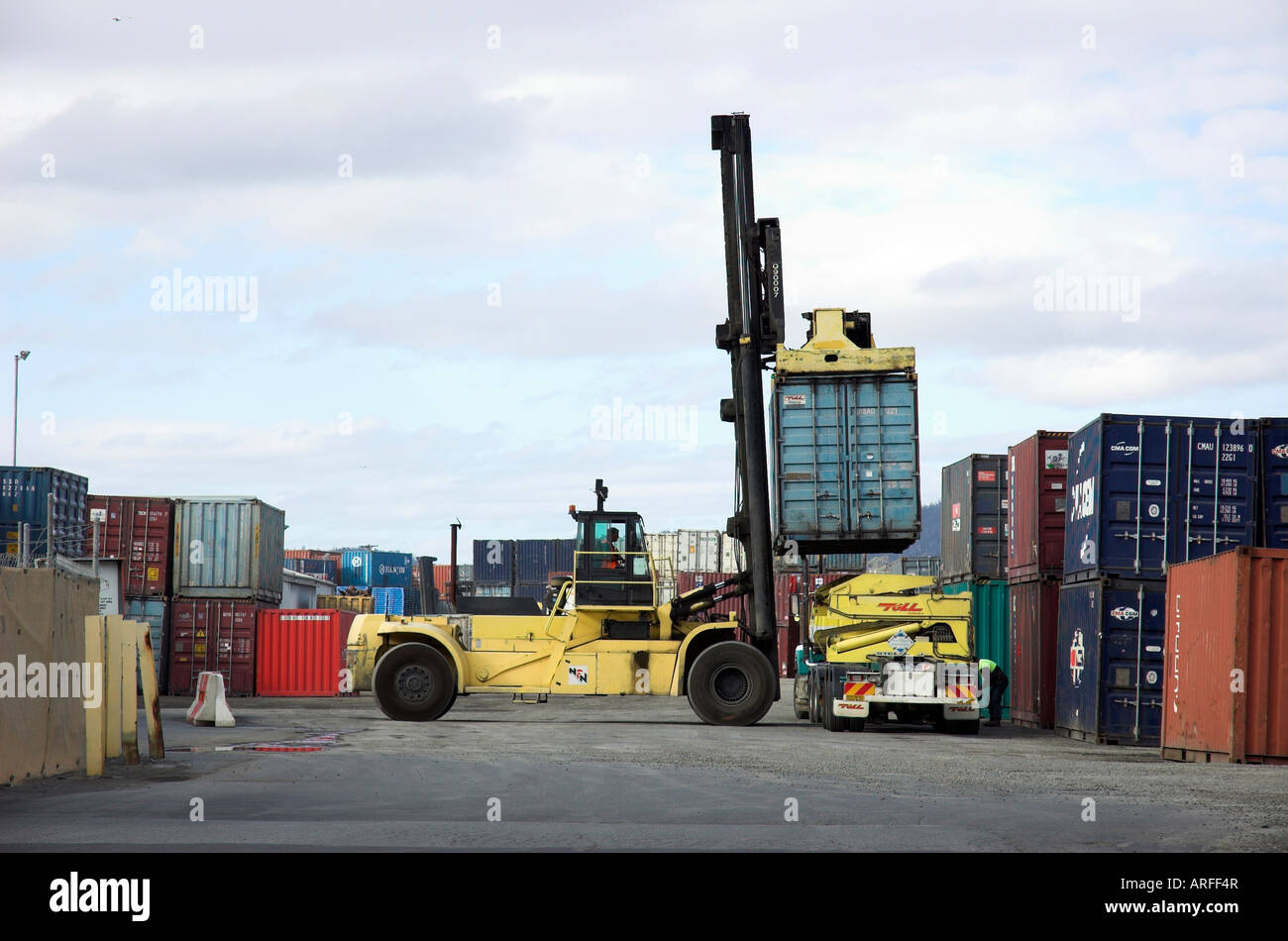 Shipping containers tasmania hi-res stock photography and images - Alamy