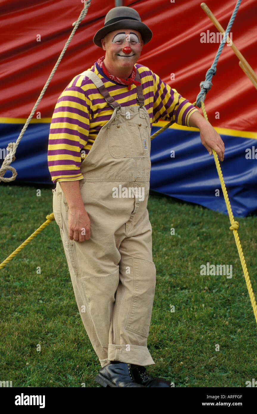 Kelly Miller Circus USA America American clown outside big top Stock ...