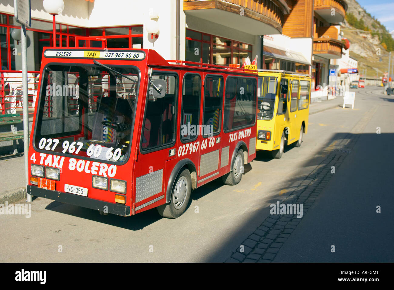 Switzerland electric car zermatt hi-res stock photography and images ...