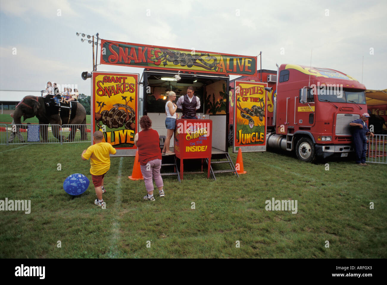Kelly Miller Circus USA America American midway concessions Stock Photo ...